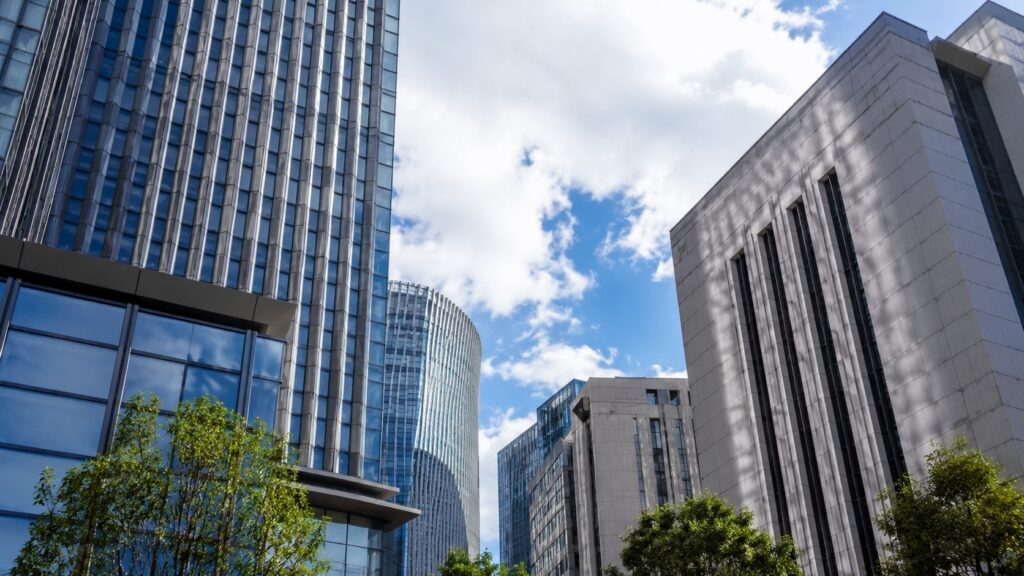 TOB期待が高まる銘柄の特徴を研究する：低評価企業を見抜く日本株投資戦略 | TRADING HACK